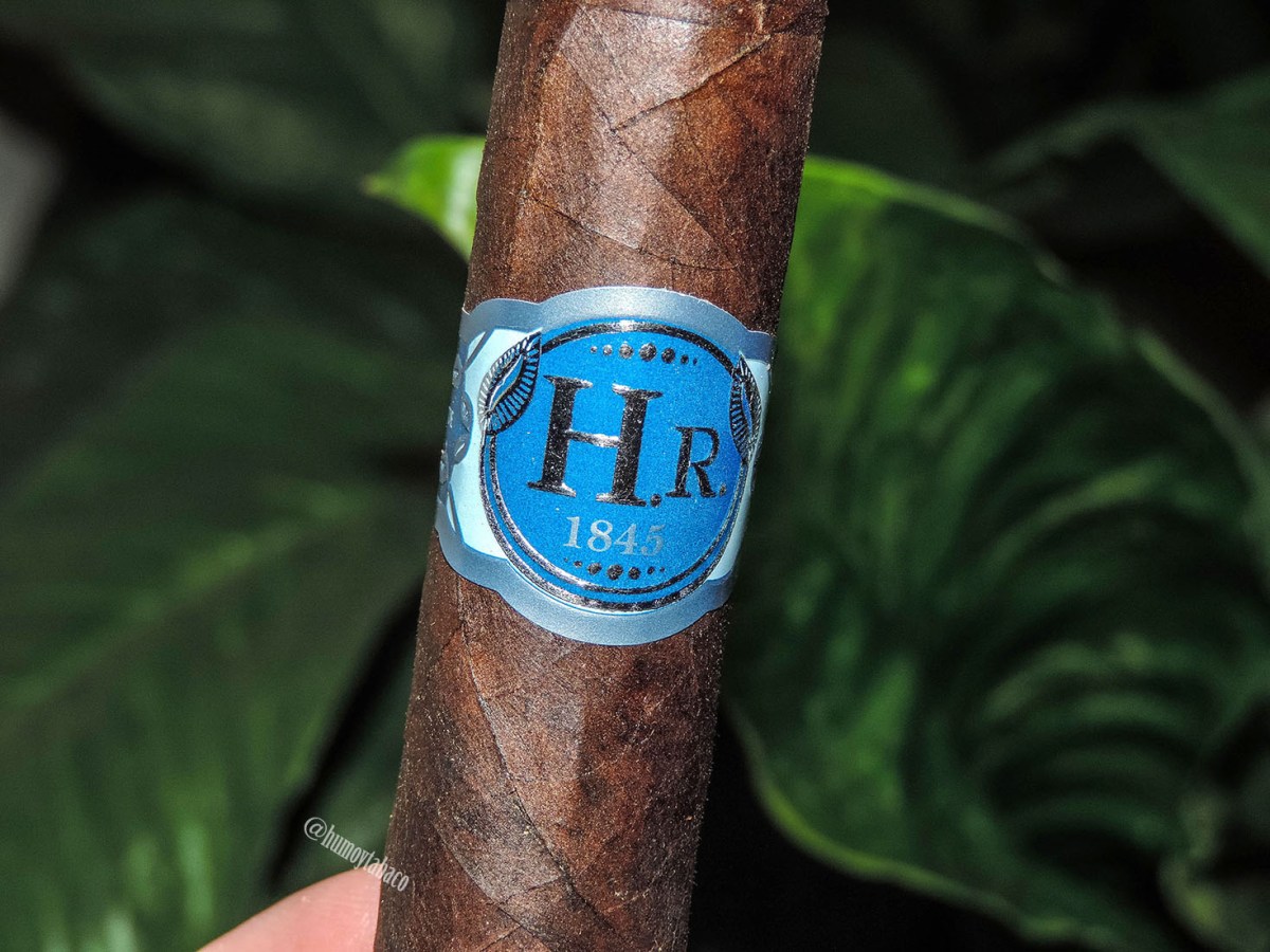 Hirochi Robaina – Blue (Petit Edmundo) – Humo y Tabaco
