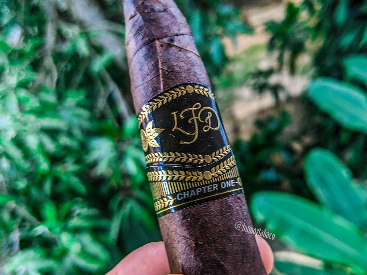 La Flor Dominicana – Chapter One (Chisel) – Humo y Tabaco