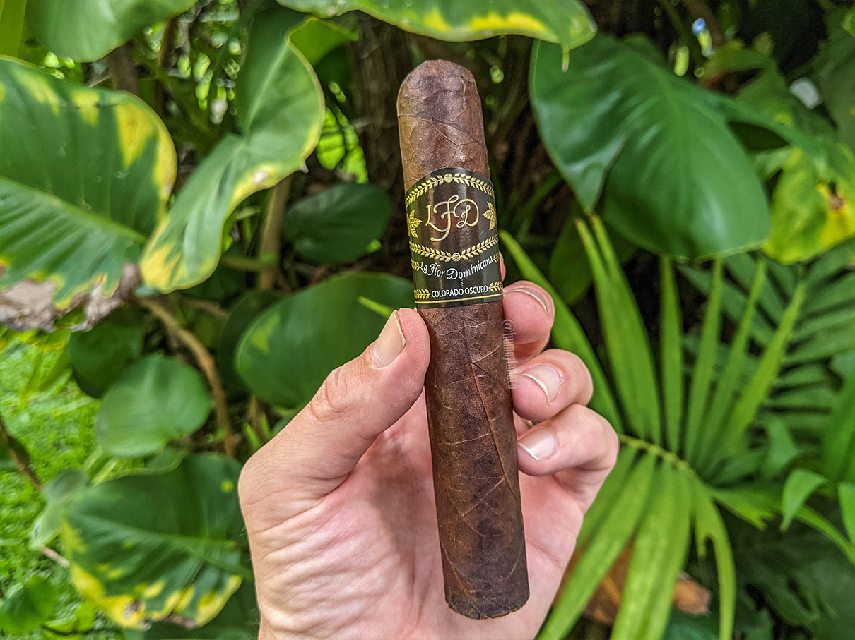 La Flor Dominicana – Colorado Oscuro (No. 5) – Humo y Tabaco