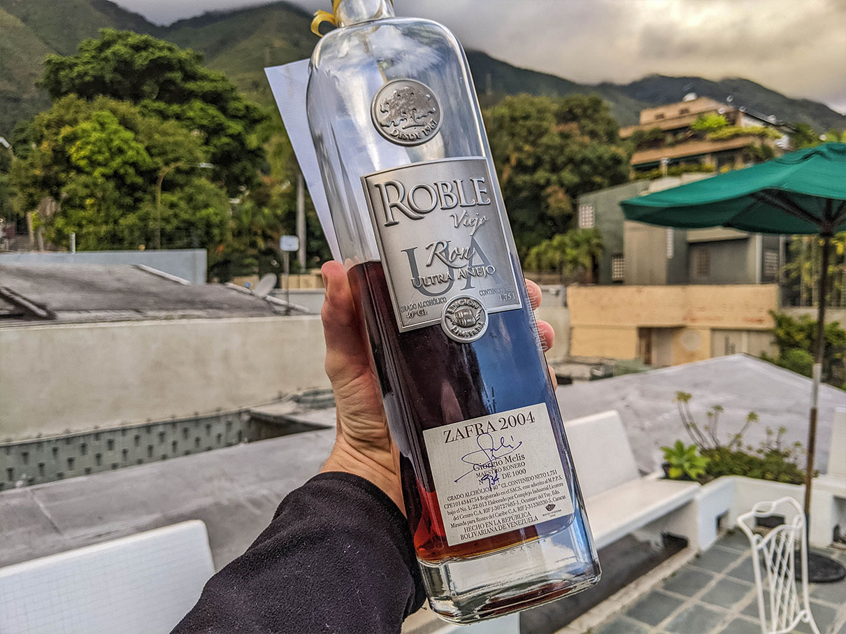 Ron: Roble Viejo Zafra 2004 – Humo y Tabaco