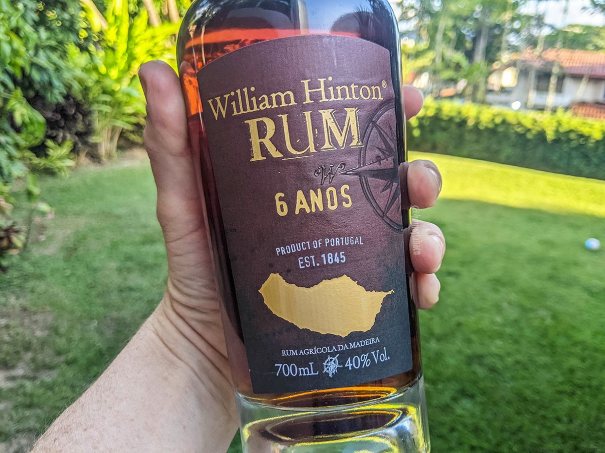 Ron: William Hinton 6 Anos – Humo y Tabaco