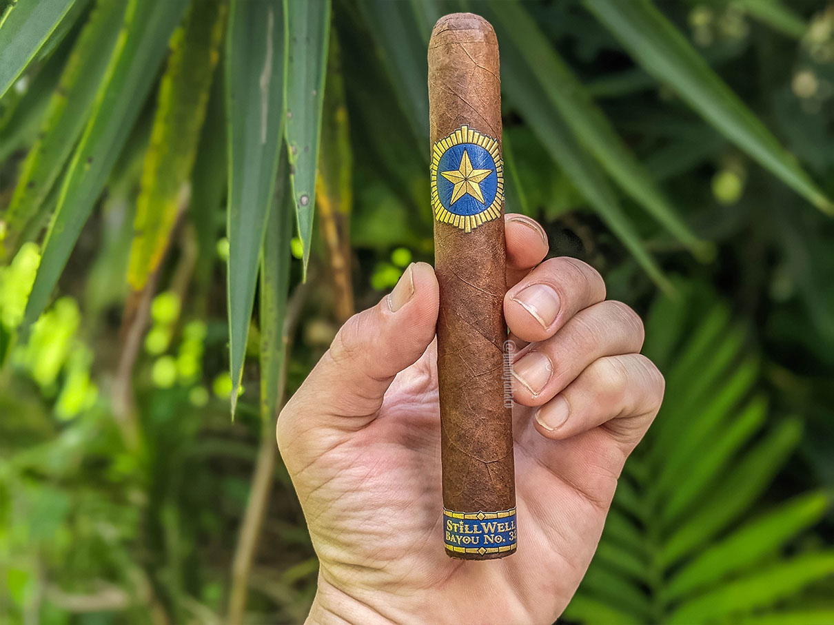 Dunbarton – Stillwell Star (Bayou No. 32) (Toro) – Humo y Tabaco