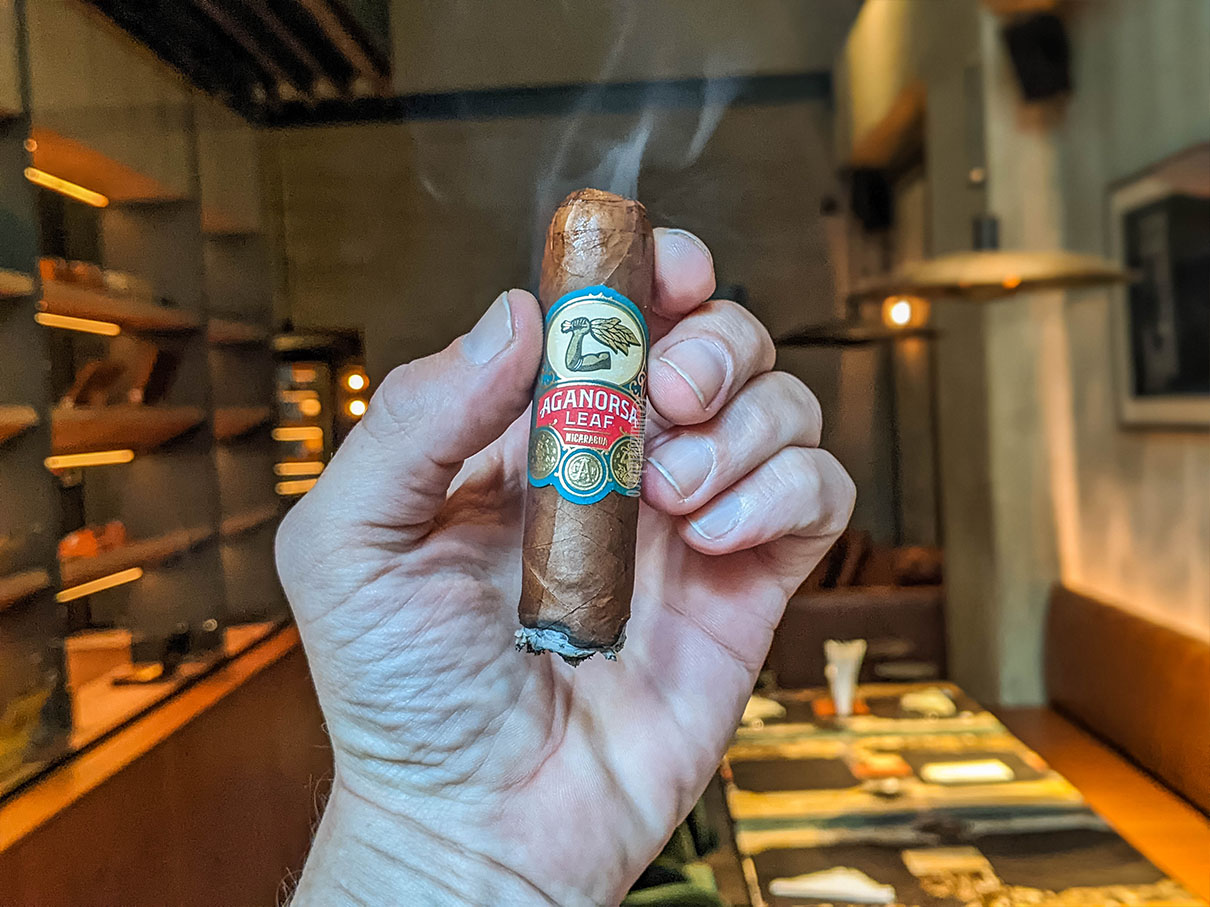 Aganorsa Leaf – La Validación Habano (Gran Robusto) – Humo y Tabaco