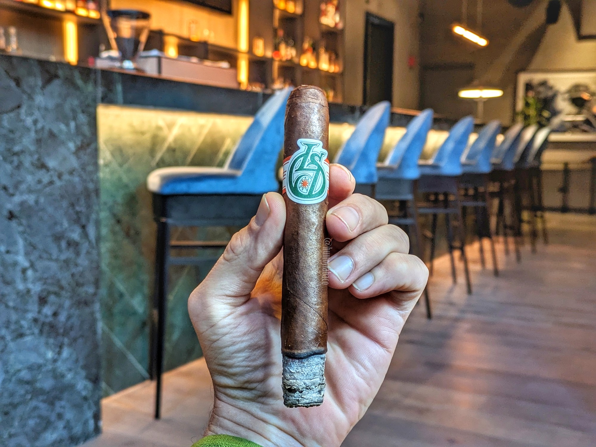 Los Statos – Deluxe (Toro) – Humo y Tabaco