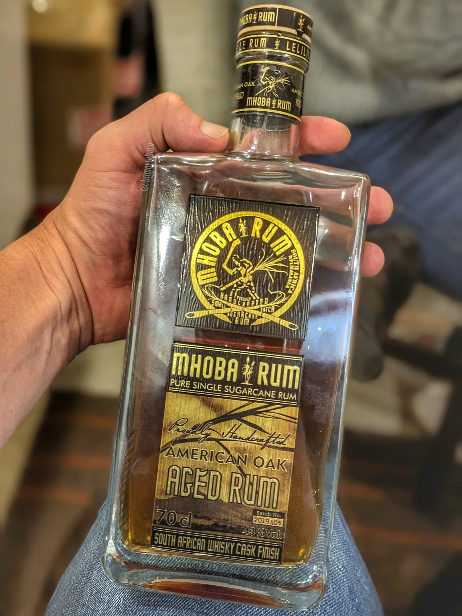 Ron: Mhoba American Oak Aged – Humo y Tabaco