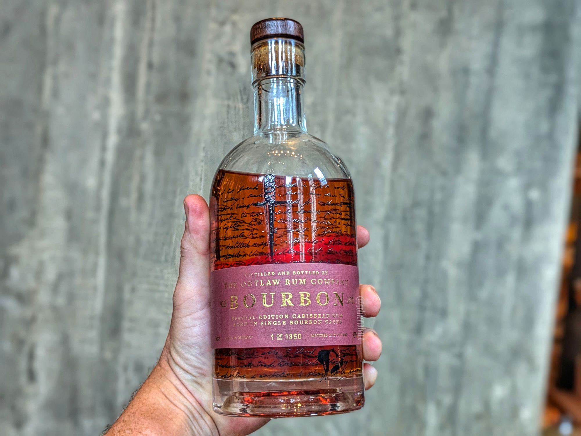 Ron: Outlaw Bourbon – Humo y Tabaco