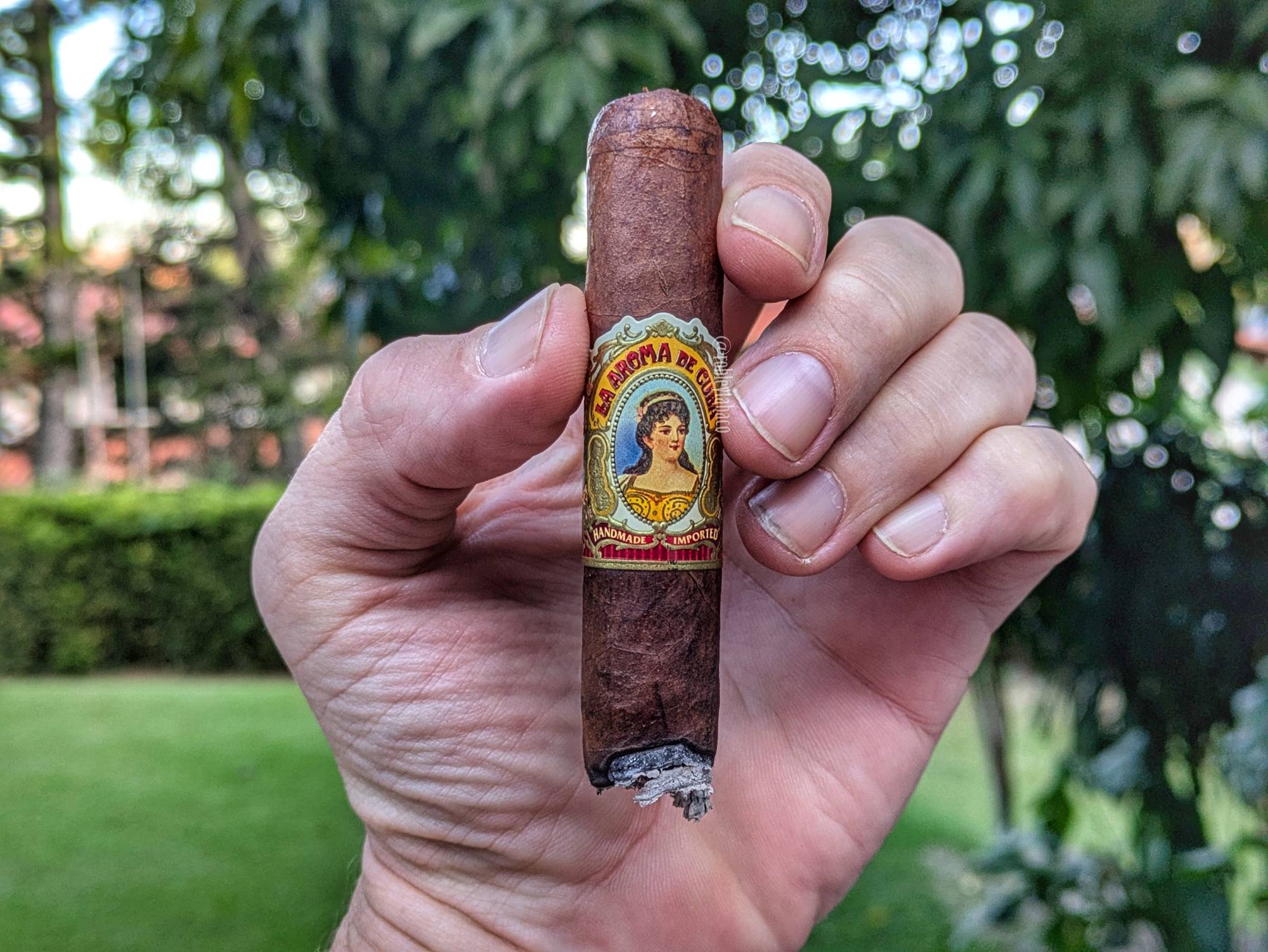 La Aroma de Cuba – Core (Monarch) – Humo y Tabaco