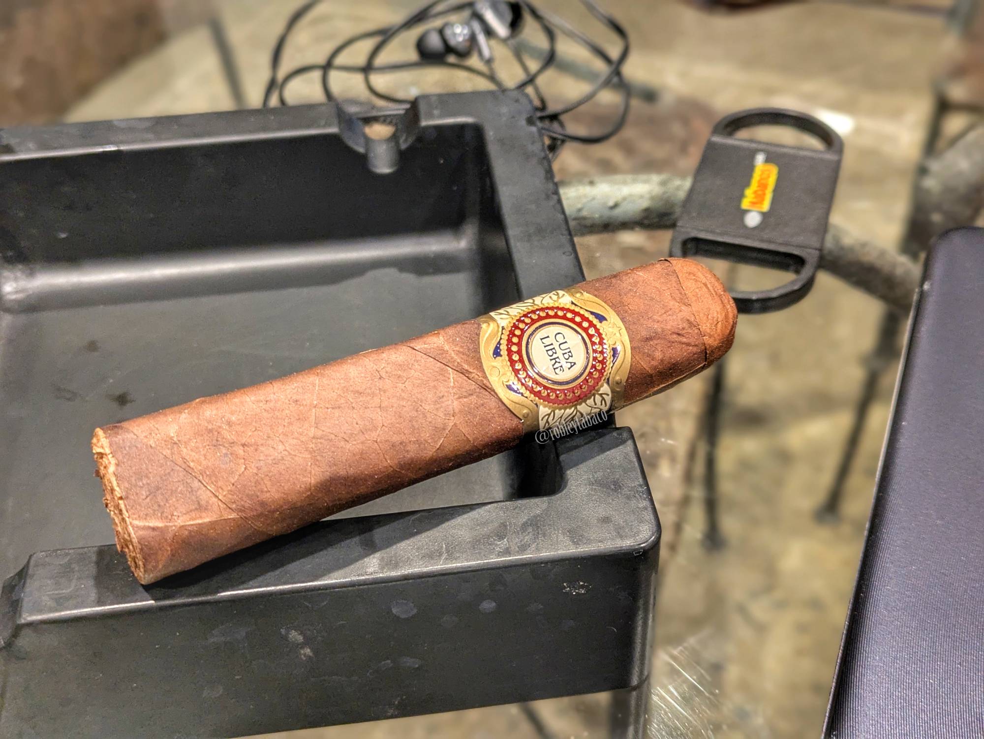Cuba Libre – Core (The Brute) – Humo y Tabaco