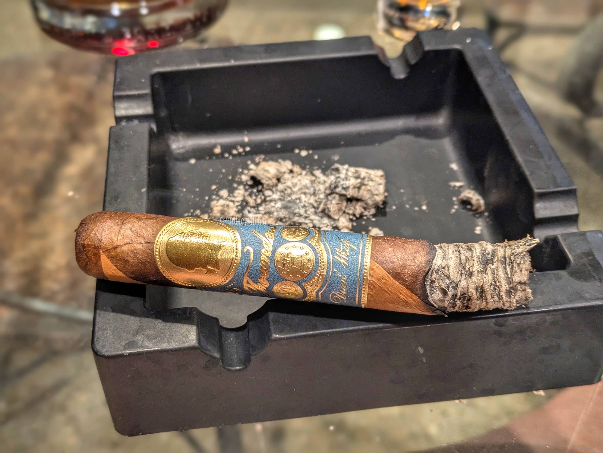 Founders – Signature Dual Wrap (Toro) – Humo y Tabaco