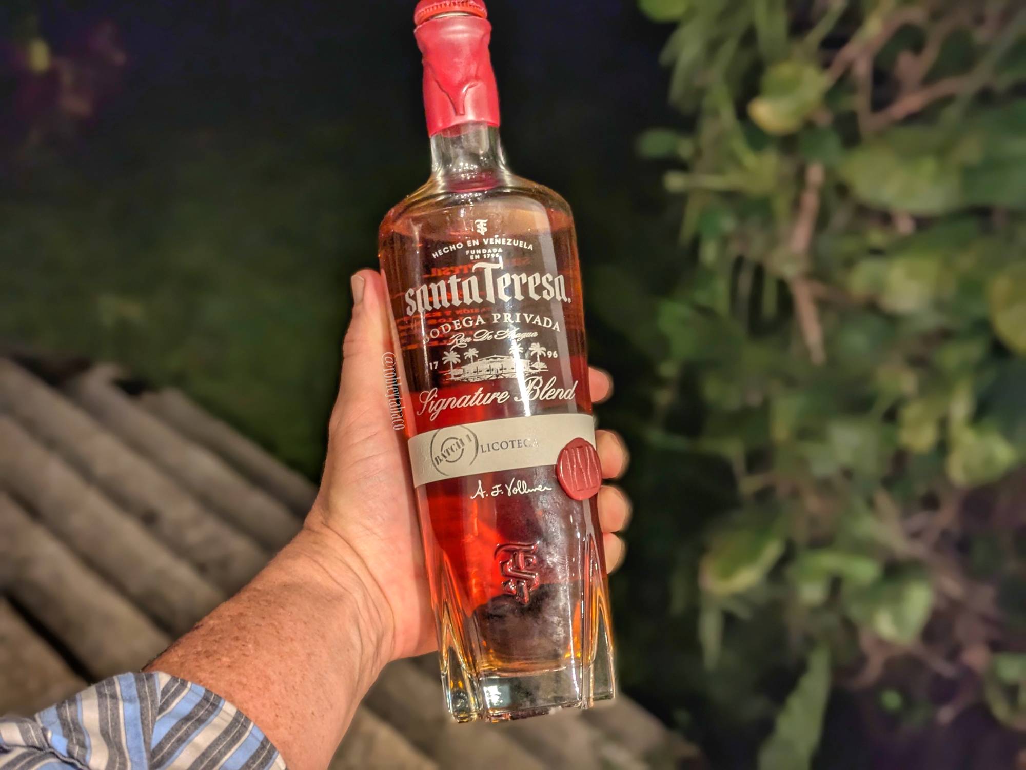 Ron: Santa Teresa Bodega Privada (nueva) y Signature Blend – Humo y Tabaco